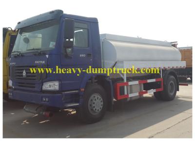 Cina I telai di SINOTRUK HOWO lubrificano l'autocisterna con volume del carro armato di 16000L 25m3 in vendita