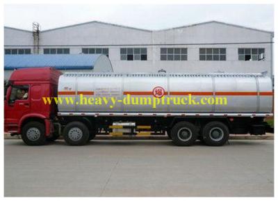 Cina autocisterna chimica Trucks15 del combustibile 8x4 a 35 CBM con il telaio di Sinotruk in vendita