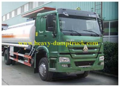 Cina Camion cisterna chimico 10 CBM dello spreco di Howo per il liquido di aspirazione, rimorchio dell'autocisterna del combustibile in vendita