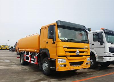 Cina Camion di serbatoio di acqua di ZZ1167M4611 HOWO spostamento di portata 9.726L di spruzzatura di 18m - di 14 in vendita