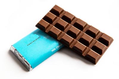 中国 300 pcs/min チョコレート錠剤 棒のための二層紙折りたたみパッケージングマシン 販売のため