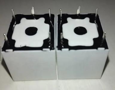 China HF3FD 012-ZTF 5Pin 12V DC 10A 250VAC Switching Relay HF3FD/012-ZSTF HF3FD 024-ZTF 24V DC for sale