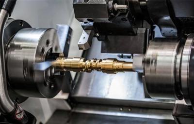 Cina Steel CNC Turning And Milling Services 0.001mm Tolerance For Automotive Aerospace Medical in vendita