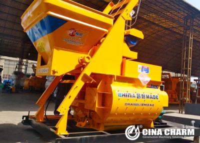 Cina Auto che carica la macchina della betoniera, macchina gemellata del calcestruzzo del cemento dell'asse in vendita