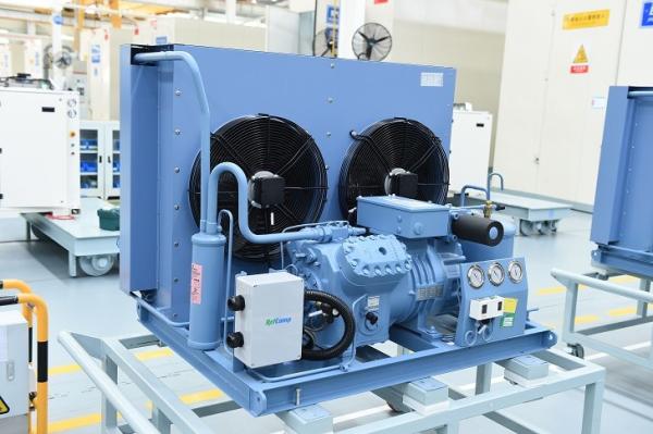 Quality Open Type Refrigeration Condensing Unit With High And Low Pressure Controller for sale