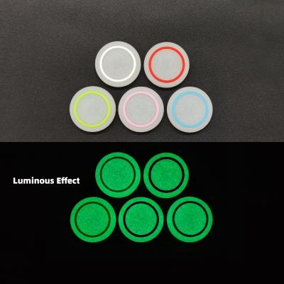 China Luminous Glow in Dark Anti-Slip Texture  Silicone Thumbstick Caps for Nintendo Switch 2 Blister Package for sale