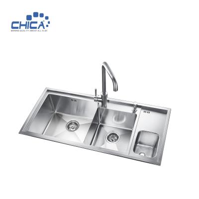 China Handmade Double Bowl kitchen Sinks SUS304 stainless steel Kitchen Sinks for sale