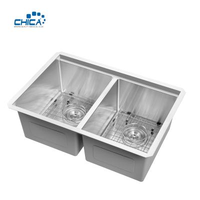 China SUS304 Stainless Steel Kitchen Sinks Double Bowl Handmade House Kitchen Sinks for sale