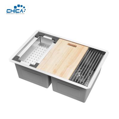 China SUS304 Stainless Steel Kitchen Sinks Double Bowl Handmade House Kitchen Sinks With Filter Basket for sale