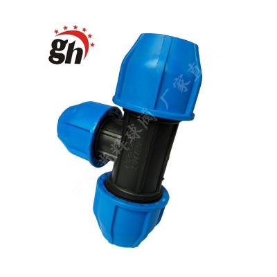 China Pe compression fitting pipe fitting -coupler for sale