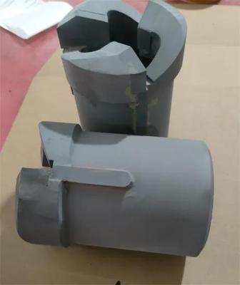 中国 エピロック RC 50 ハンマー ゴールデン 掘削 用のプレミアム タングメン カービード を 使う エア コア ドリル ビット 販売のため