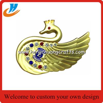 China Badge pin manufacturer cheap custom wholesale pins enamel lapel pin for sale