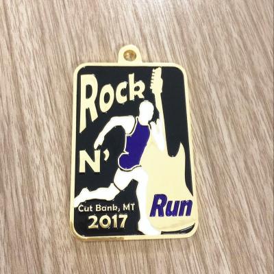 China metal medals for marathon finishers and half marathon awards made from zinc alloy with multiple plating colors and sizes available for sale