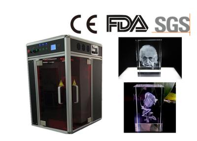 Cina 532nm si inverdiscono la macchina di cristallo di vetro dell'incisione laser del laser 3D per i regali di cristallo in vendita