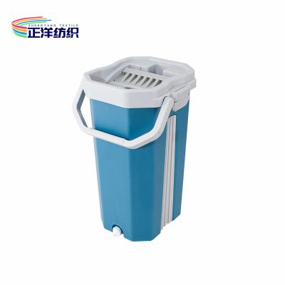 China 125cm het Schoonmakende Plastic Water dat van het Zwabberhandvat de Was Vrije Zwabber drukt van de Emmerhand Te koop