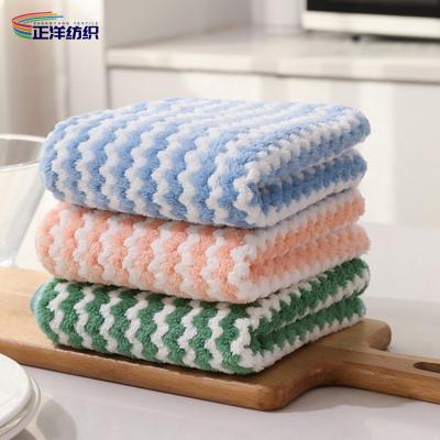 Cina Panno di pulizia Edgeless riutilizzabile lanuginoso della cucina dei panni 300GSM 25X25CM di Microfiber in vendita