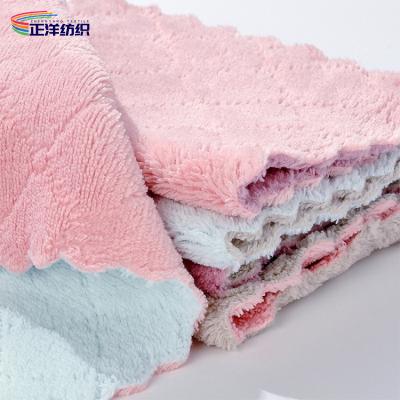 Cina Panno di pulizia Edgeless riutilizzabile lanuginoso della cucina dei panni 300GSM 25X25CM di Microfiber in vendita