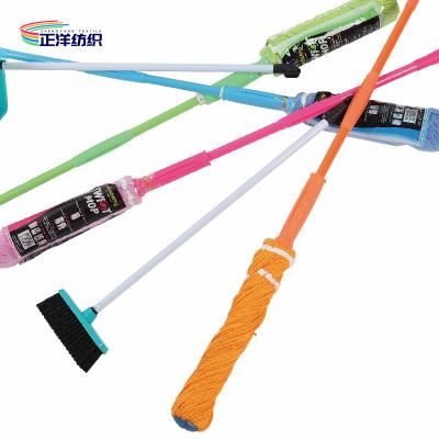 China Draad Katoenen het Schoonmaken Zwabber 120cm Lengte Plastic Handvat die 125Grams Droge Vrije Handwas wringen Te koop
