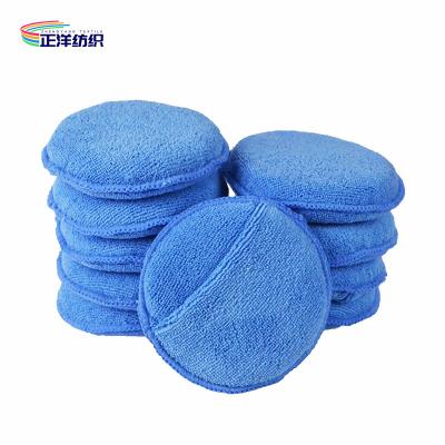 Cina multi colore 17g di 125mm intorno alla spugna di lucidatura dell'automobile di Microfiber con la tasca del dito in vendita