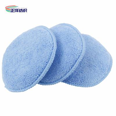 Cina multi colore 17g di 125mm intorno alla spugna di lucidatura dell'automobile di Microfiber con la tasca del dito in vendita