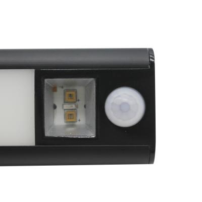 Cina Batteria 5V PIR della lega di alluminio 3W UV-C nell'ambito della luce del Governo in vendita