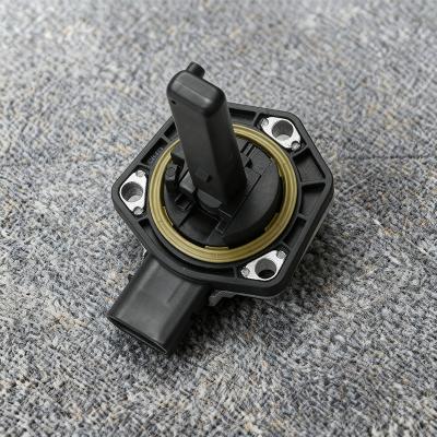 China High Precision Customizable PA6 PA66 PEEK Insert Molding for Automotive and Electronics Applications for sale