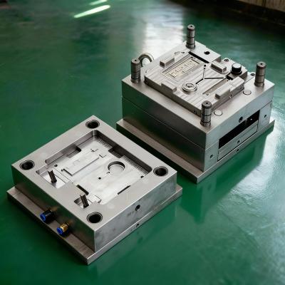 China Customizable Plastic Injection Molding Service with ISO9001 Certified Quality and 800T Hot Plate Precision for sale