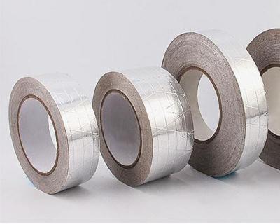 Cina Nastro di alluminio 0.15mm di HVAC di FSK di modo di alluminio dell'adesivo 2 in vendita