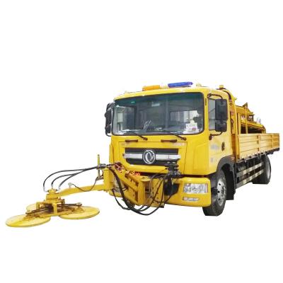 China Trekkingsvoertuig Motorweg hellingsbescherming Hydraulische trimmer voor grasveldwijding Te koop