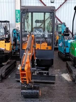Cina Mini escavatore con secchio 1500 kg Peso della macchina e tecnologia avanzata in vendita