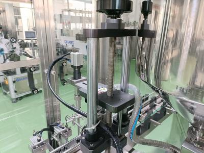 Cina Una linea di coperchiamento automatica di rifornimento dell'ugello della macchina della pulitrice dell'unguento facciale cosmetico della lozione in vendita