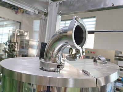 Cina Una linea di coperchiamento automatica di rifornimento dell'ugello della macchina della pulitrice dell'unguento facciale cosmetico della lozione in vendita