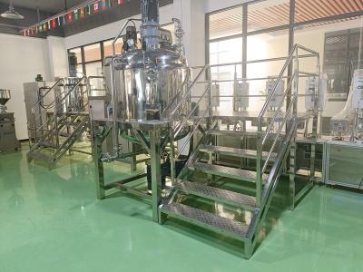 中国 機械表面クリームの真空の均質化の乳化剤の軟膏混合タンクを作る380Vボディ ローション 販売のため