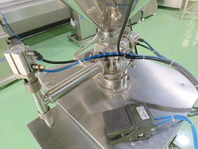 Cina Singoli un semi spesso della macchina di rifornimento della pasta dell'alimento liquido della salsa della testa automatico per burro di arachidi in vendita