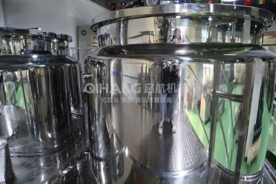 Cina Emulsionante d'omogeneizzazione fisso dello sciampo/materiale di fabbricazione cosmetico SUS304/316 della macchina alta produttività in vendita
