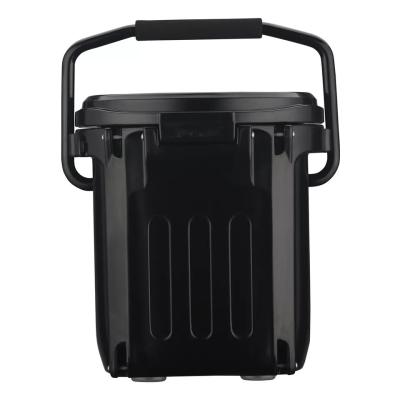 China 3.5 Gallon Food Grade Material Portable Ice Cooler Box With Handles for sale