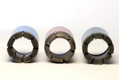 Cina Pezzi stabiliti di carotaggio della superficie del diamante di B N H.P. Wireline Natural per le rocce rotte di formazione in vendita