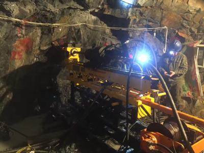 Cina impianto di perforazione sotterraneo idraulico di carotaggio di potere del motore 75kw con il NQ 500m in vendita