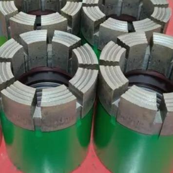 China Forja do núcleo de diamante para condições de mineração difíceis em caixas de cartão à venda