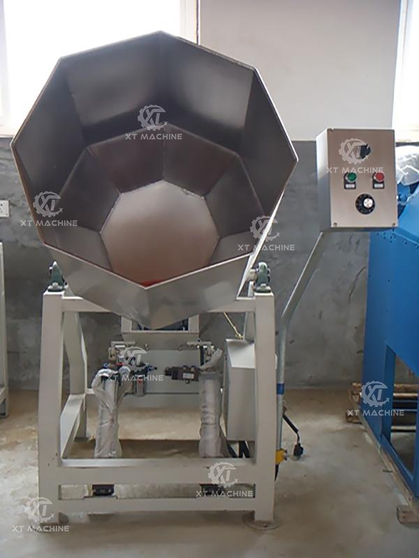 Seasoning machine interior detail