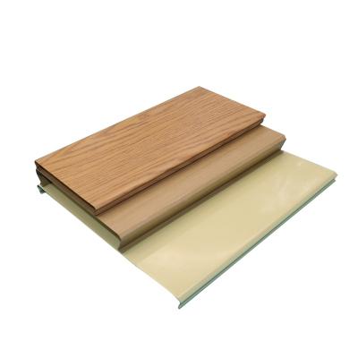 China Wood Grain Aluminum Strip Ceiling Natural Texture Fireproof & Durable for sale