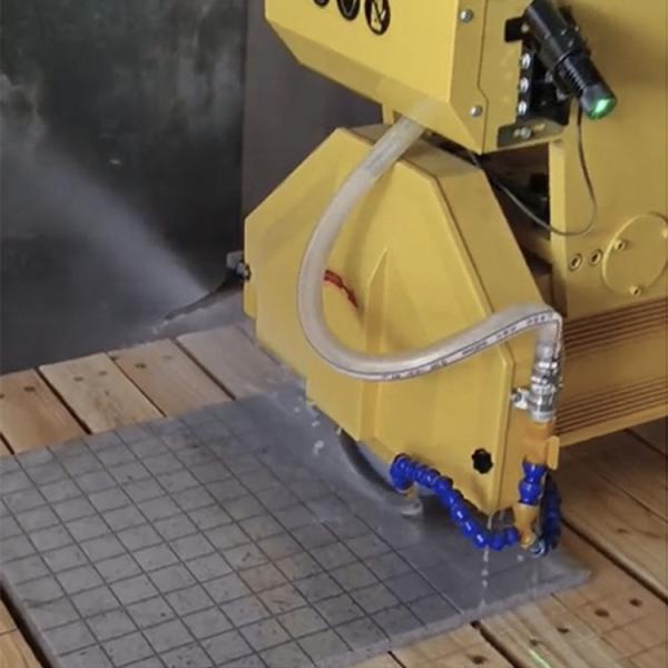Quality ZEUS 4 Axis Stone CNC Bridge Cutting Machine with PLC Motor Engine & Gear-15KW+7 for sale