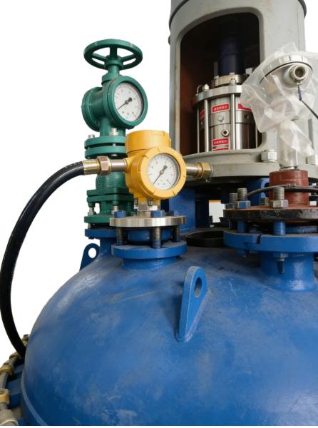 Quality Top Mounted Industrial Radar Level Transmitter With Simple / Intuitive for sale