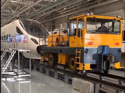 中国 HTRR110型鉄道・道路トラクター 統合ボディ,鋼輪駆動はカスタマイズすることができます 販売のため