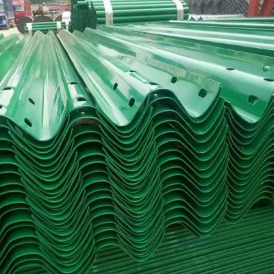 China GB T 31439.1-2015 Sistema padrão de corrimão rodoviário de vigas W em rolos em bloco para estradas seguras à venda