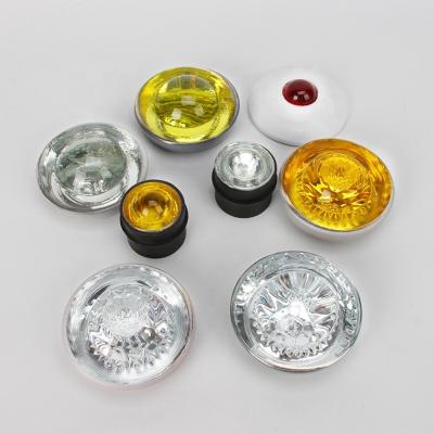 Cina Dimensioni personalizzate luce stradale a energia solare con nastro riflettente e energia solare in vendita