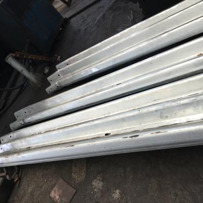 中国 道路の安全性 熱浸しガルバン化護線 ISO9001 2000 証明書付き 販売のため