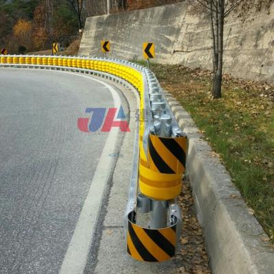 Cina Q235 Q345 EVA Anti-corrosione Galvanizzato Acciaio Autostrada Rulli di protezione in vendita