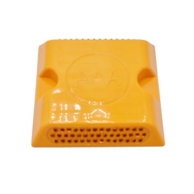 Cina Sicurezza stradale Riflettore quadrato di plastica Road Stud con colore LED rosso Made in vendita