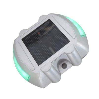 Cina Strade a LED ad alta visibilità con riflessione solare per gli occhi di gatto in vendita